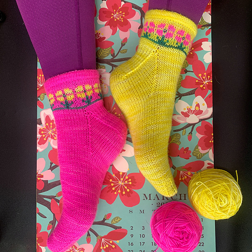 Ravelry: Frühlingssocken pattern by Karin Bachmann