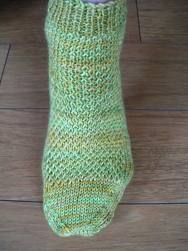 Ravelry: Reptilian Sockettes pattern by Karli Whitmore