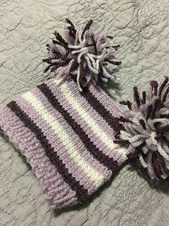 Ravelry: Girl Stripe Easy Beanie pattern by Kate Blakemore