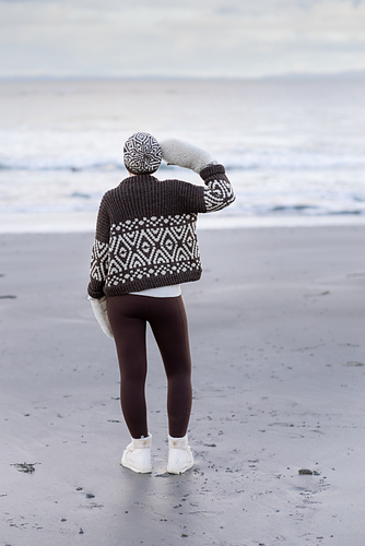 Ravelry: Ciar pattern by Kate Davies Designs