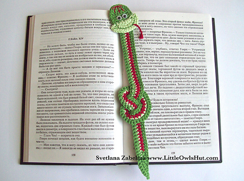 Ravelry: 014 Snake bookmark pattern by LittleOwlsHut