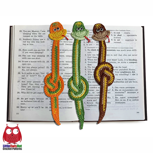 Ravelry: 014 Snake bookmark pattern by LittleOwlsHut