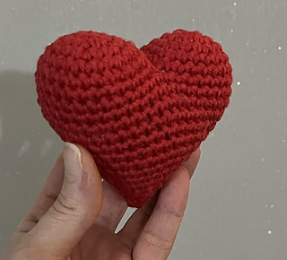 Ravelry: Heart pattern by Katy Walley