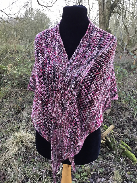 Ravelry: Waltham Shawl pattern by Kate Whiting Designs