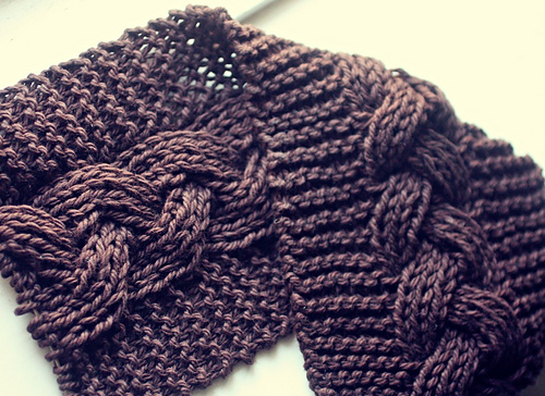 Ravelry: Reversible Braided Cowl pattern by Katrinine