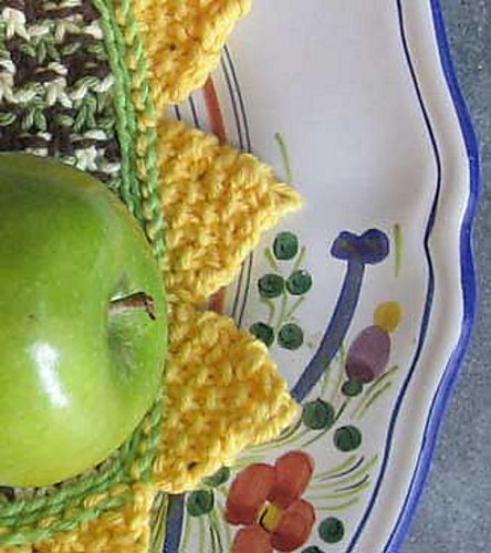 Ravelry: Sunflower Season pattern by Kay Gardiner