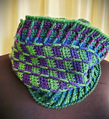 Ravelry: Tilting Tracks pattern by Kaye Adolphson