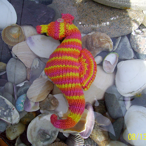 Ravelry: Seahorse Pattern pattern by cheezombie
