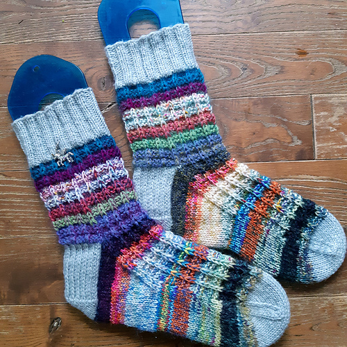 Ravelry: Sweet Textures Socks pattern by Dana Rae Makes