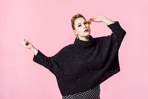 Ravelry: Bibbe pattern by Meghan Kelly