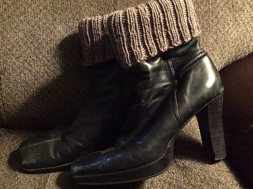 Ravelry: Khrissi's 2x2 Twisted Rib Boot Cuffs