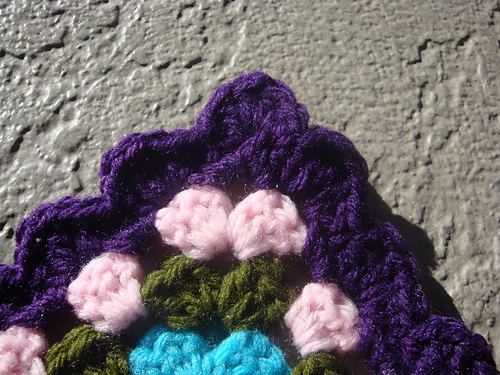 Ravelry: Edging for a Giant Granny pattern by Kimberly Pye