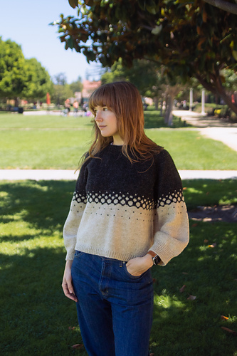 Ravelry: Halftone Pullover pattern by Indigo Knits