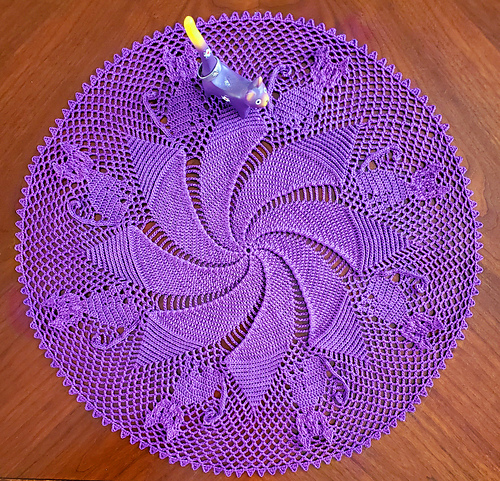 Ravelry: Shadow Cat Pinwheel pattern by Jeannie K. Kious