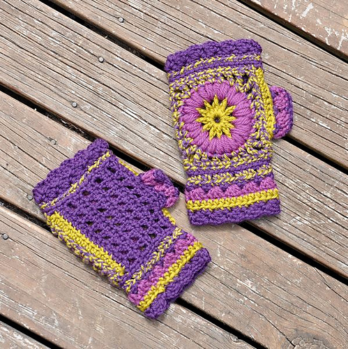 Ravelry: Mittens Wheel of Fortune pattern by Crafty Sprite