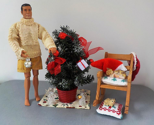 Ravelry: 1:6th scale Celyn Jumpers pattern by Frances Powell