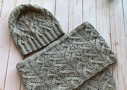 Ravelry: Laurel Hat pattern by 1000 Stars