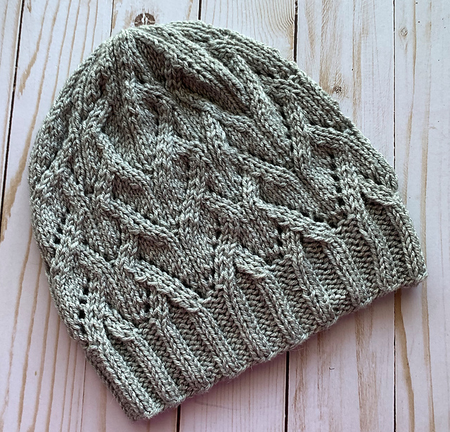 Ravelry: Laurel Hat pattern by 1000 Stars