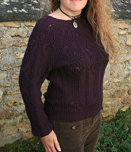 Ravelry: Lorien Pullover pattern by Zee Karr