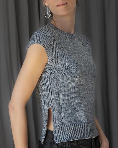 Ravelry: Sway Line Slipover (Tee) pattern by Aneta Bleyer