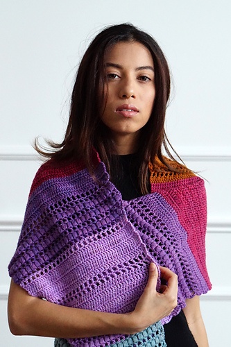 Ravelry: Autumn Breeze Shawl pattern by Kayla Rankin