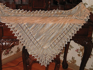 Ravelry: KnitSister1's Erin's Trinity Stitch Shawl