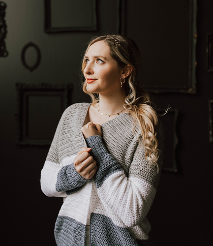 Ravelry: Mountain Peaks Cardigan pattern by Janine Myska