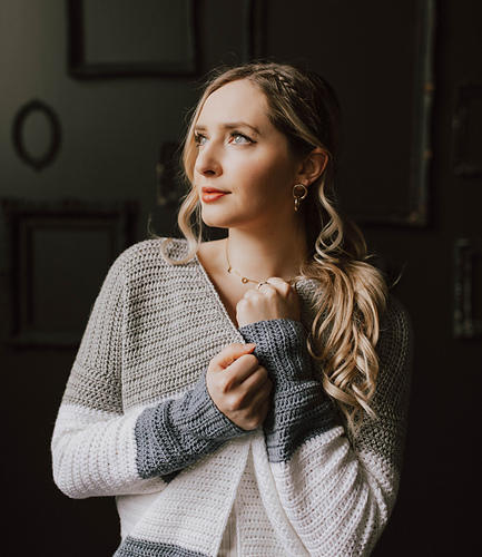 Ravelry: Mountain Peaks Cardigan pattern by Janine Myska
