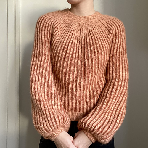 Ravelry: Sunray Sweater pattern by Celina Dyhring