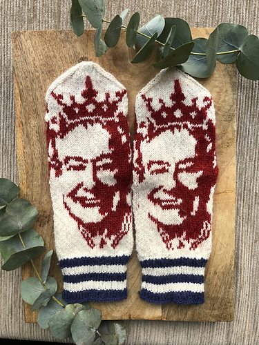 Ravelry: Queen Elizabeth pattern by knittinglotta