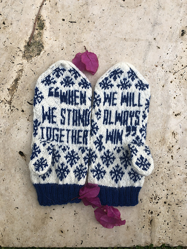 Ravelry: Bernie Sanders pattern by knittinglotta