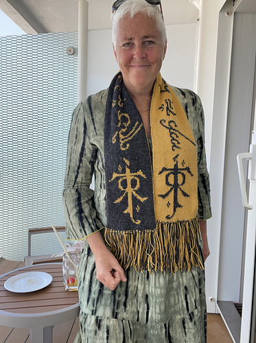 Ravelry: LOTR scarf pattern by knittinglotta