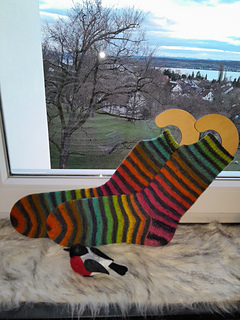 Ravelry: KnittingFox68's Rainbow-Hoppers