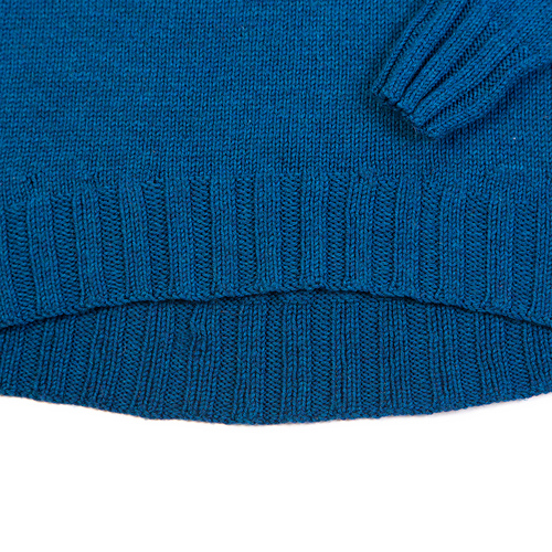 Ravelry: Retrofit Sweater pattern by Sue Stratford