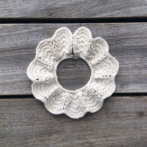 Ravelry: Lace collars pattern by Pernille Larsen