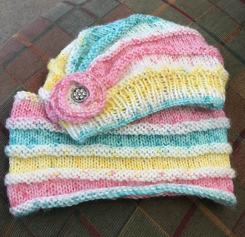Ravelry: Ruby's Hat pattern by Caroline Spillane