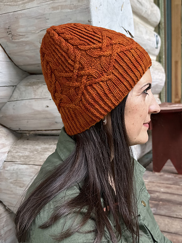 Ravelry: Eirys Hat pattern by Alexandra Frankel