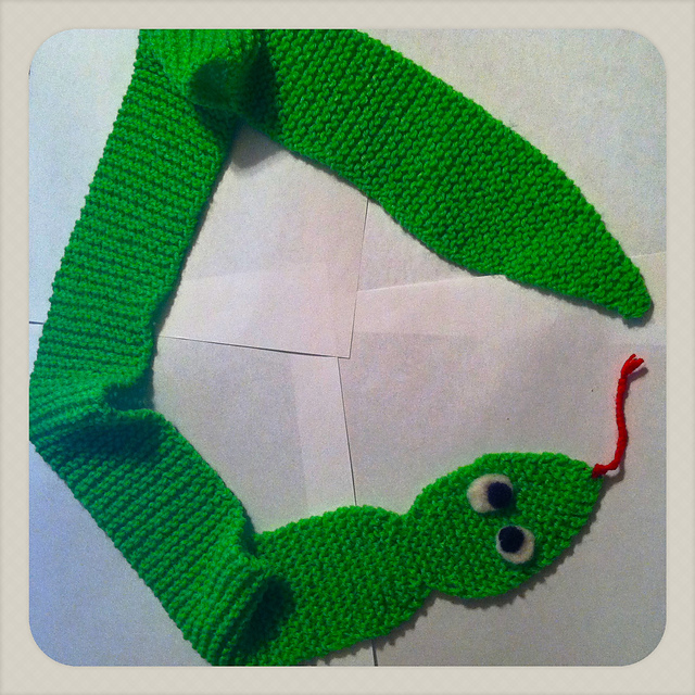 Ravelry: Snake Scarf pattern by Shellie Wilson