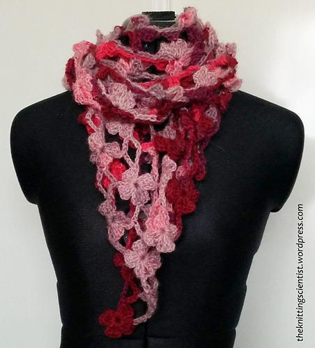 Ravelry: KnittyScientist's Spring Flower Scarf