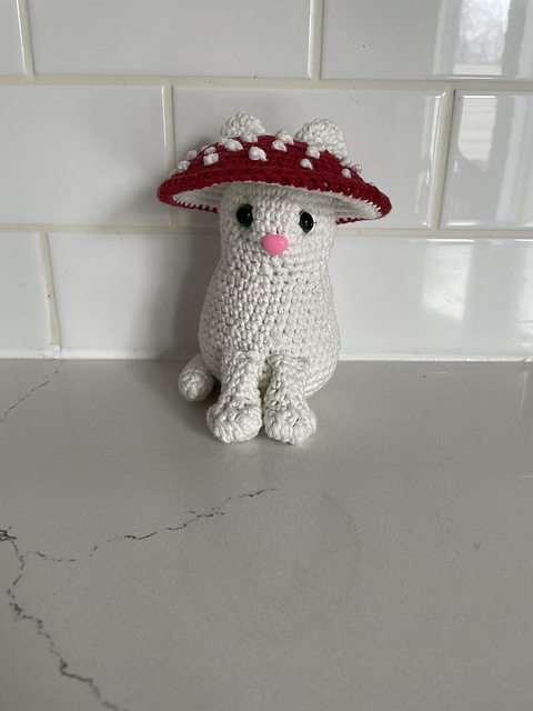 Ravelry: Amanda the Mushroom Cat pattern by Rebecca Risk