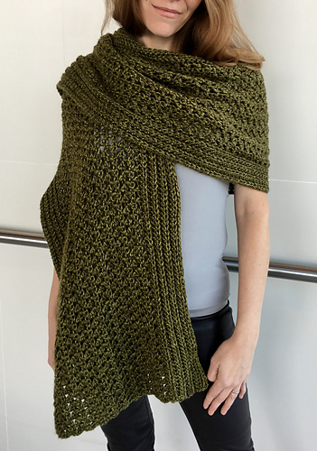 Ravelry: Janet's Groovy Green Shawl pattern by Sonja Hood