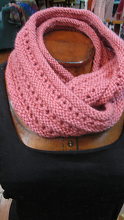Ravelry: Lickety Split Cowl pattern by JJ Foster