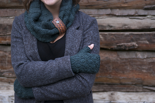 Ravelry: Chestnut Cowl pattern by Knox Mountain Knit Co.