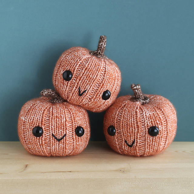 Ravelry: Pumpkins pattern by Stella Markou