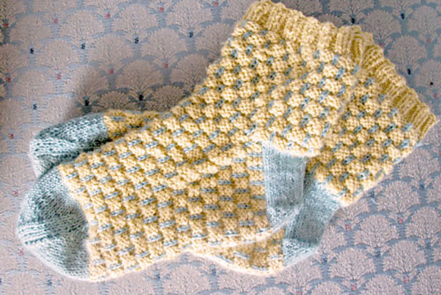 Ravelry: Basket Weave Socks pattern by Cerise Burns