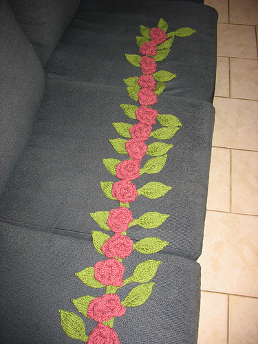 Ravelry: Lei Scarf in Jet pattern by Patons Australia