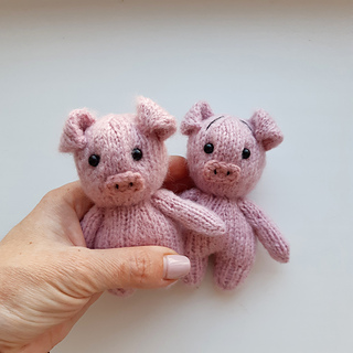 Ravelry: Pig toy pattern by Kristina Bolbat
