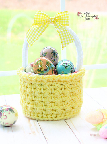 Ravelry: Half Star Stitch Easter Basket pattern by Kris Moore