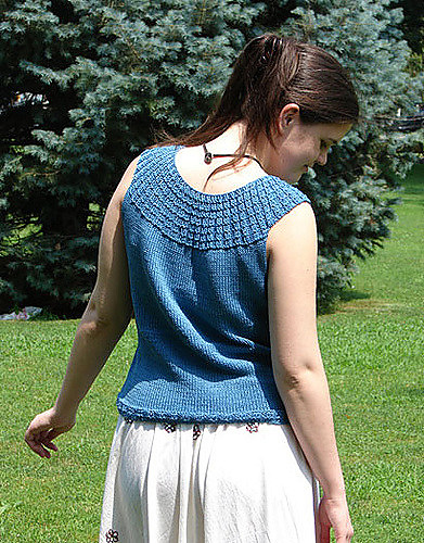 Ravelry: Broken Rib Tank pattern by Kristen TenDyke