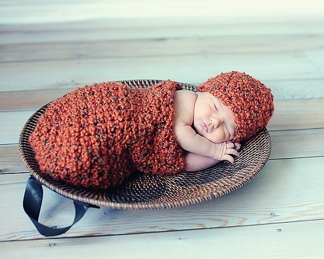 Ravelry: Cocoon & Hat Set pattern by Kristi Simpson
